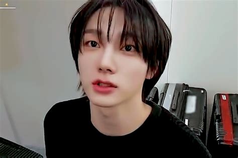 Weverse Japan Membership Behind