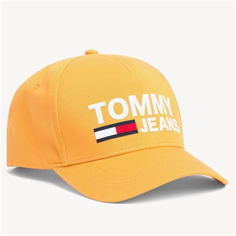 Бейсболка Tommy Hilfiger Radiant Yellow Tommy Jeans Logo AM04676-733 ...