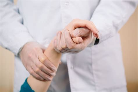 Fractura De Escafoides Síntomas Diagnóstico Y Tratamiento