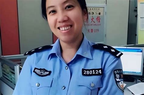 《莲花楼》的作者白天竟然是警察，晚上创作，她是怎么做到的？写作藤萍工作