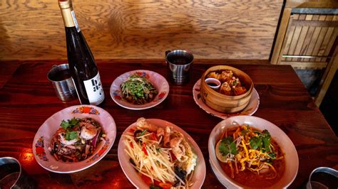 Inside Glai Baan An Award Winning Thai Restaurant In Phoenix