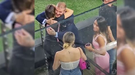Antonela Roccuzzo Y Su Reacción Al Ver Venir A Beckham As Colombia