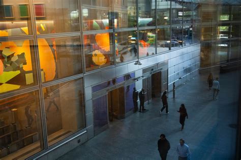 Goldman Sachs Gs To Be Hit With Fine Over Credit Card Business Lapses