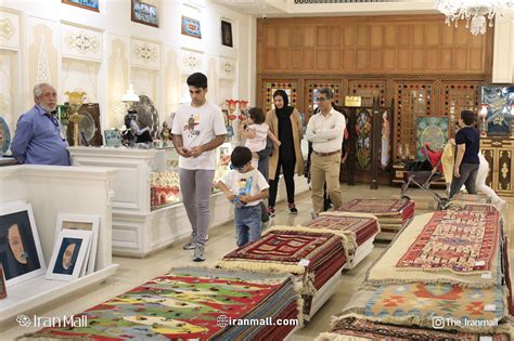 مفاخر استان مرکزی در ایران‌مال Iranmall