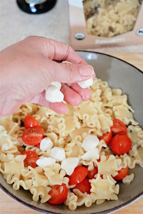 Caprese Pasta Salad The Rebel Chick