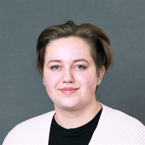 Olivia Rodman Diesel Technician Penske Logistics Linkedin