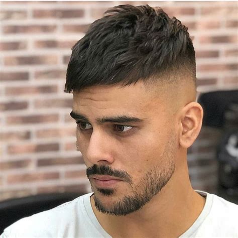 Boxerschnitt Männer Frisuren Trend 2020 Willie Contreras Frisur