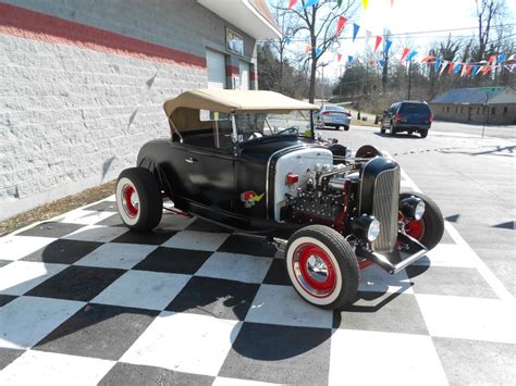 Ford 1931 Hot Rod Page 3