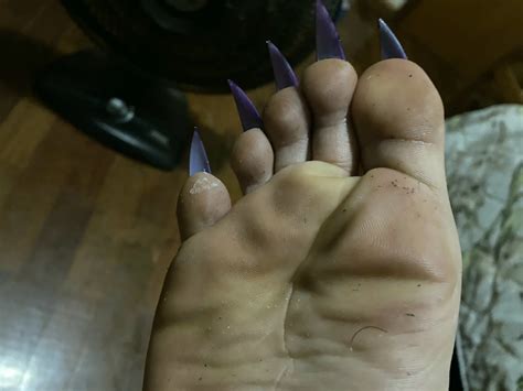 Some Old Pictures Of My Feet With Long Toenails Sandals 28 Nude Pics Xhamster