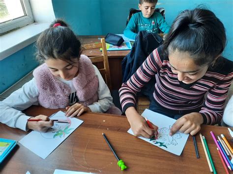 ხიდისყურის საჯარო სკოლის დაწყებითი კლასების მოსწავლეებმა შემოდგომა ღონისძიებით გააცილეს Etm Ge