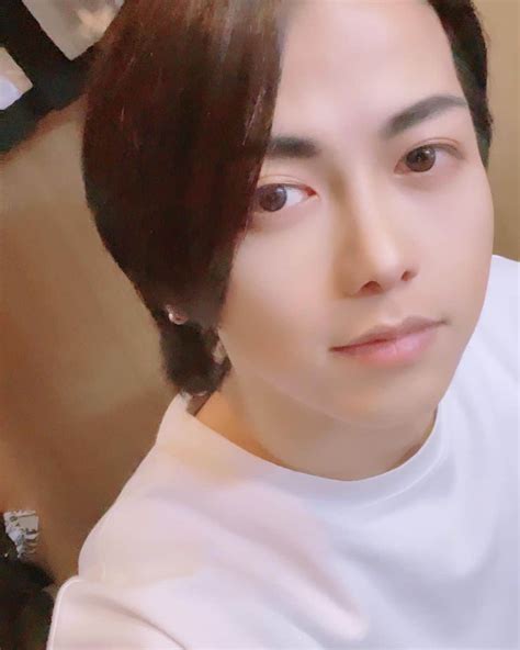 泉クリスさんのインスタグラム写真 泉クリスinstagram「歌芸夢者に本日も出演 なんとか頑張ってます。 応援してくれるみんなが観に