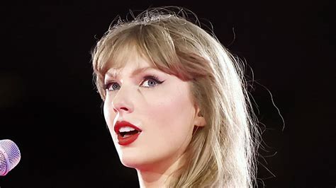 Taylor Swift Is A Billionaire Pop Megastar 33 Joins The Ten Digit Club After Rereleasing