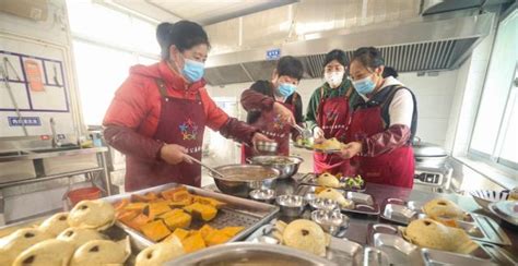 荣成：暖心食堂药膳飘香腾讯新闻