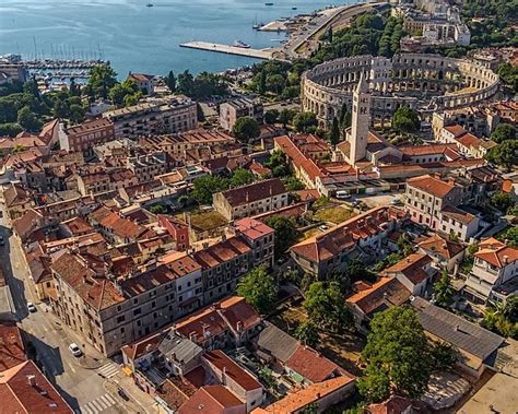 2023 Pula Pub Crawl Provided By Epic Pula Pub Crawl Reserve Now