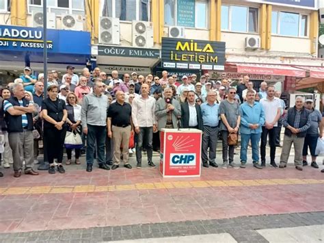 CHP Emekliler İçin Meydanlarda Demokrat Gazetesi