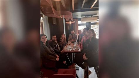 Drejtori Po Mungon Zyrtari Grevist I Ministrit Aliu Publikon Foto