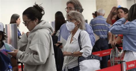 Anvisa derruba obrigatoriedade de máscaras em aviões e aeroportos Pirapop Notícias