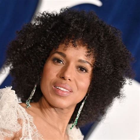 20 Best Medium Hairstyles For Thick Hair On Trend For 2024