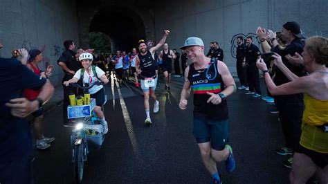 Challenge 120 Sogar Eine Spezialeinheit Begleitet Jonas Deichmann Tri Mag De