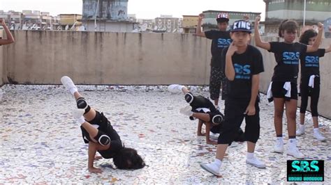 Step By Step Dance Performance On Kala Chashma Youtube