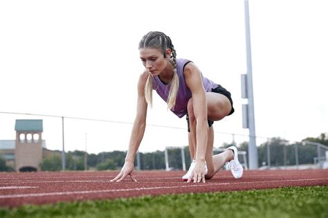 M O Gi P B N Ng N Ng A Ch N Th Ng Khi Ch Y Li U B N Th Ch A Shokz