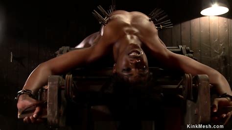 Ebony In Back Arch Bondage Zipper Eporner