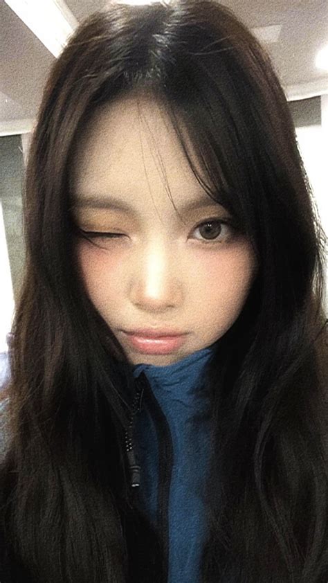 [잡담] 뉴진스 혜인 이 사진 원본 뭐야 인스티즈 Instiz 연예 카테고리