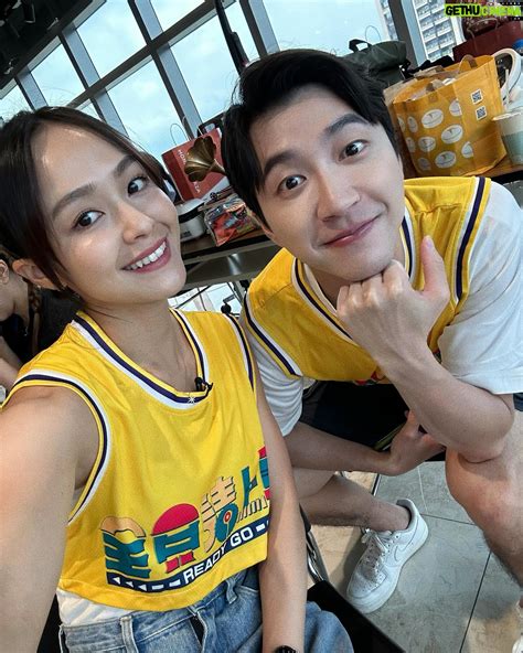 Yun Liu Wiki Biography Age Gallery Spouse And More