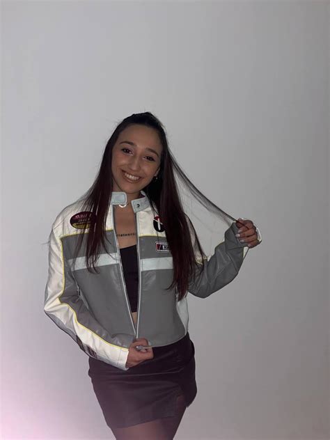 F19 Id Look Pretty Hot With Your Cum All Over Me Rgeorgiamilf