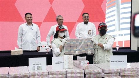 KPK Sita Aset Dan Uang Lukas Enembe Capai Rp Miliar Firli Bahuri Takut Miskin Maka