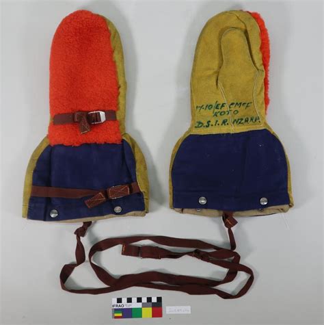 Mittens Nose Wiper Canterbury Museum