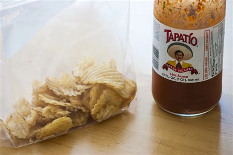 5 Ways To Make Plain Potato Chips Taste More Like Gourmet Food Hacks