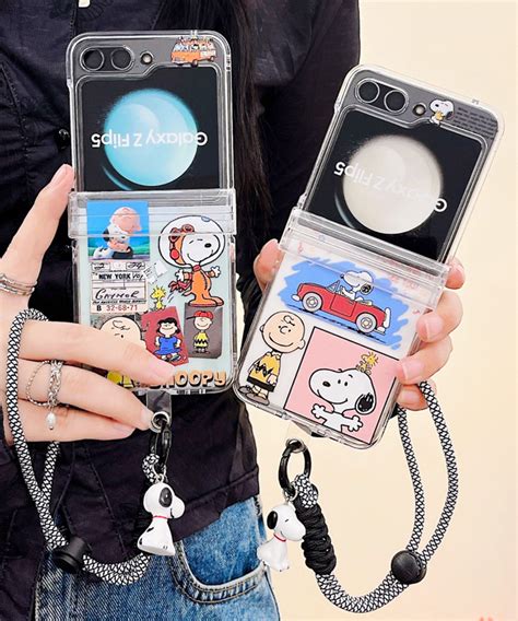 삼성 갤럭시 Z플립5 Z플립4 Z플립3 힌지 풀커버 슬림 투명 하드 스트랩 귀여운 스누피 캐릭터 제트플립5 제트플립4 제트플립3 지플립5 지플립4 지플립3 Zflip5