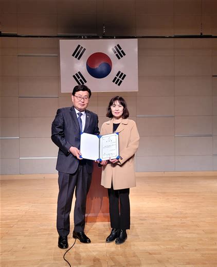 구리시맨발걷기협회 ‘권택환 교수 초청 특별강연회 개최 뉴스아이신문