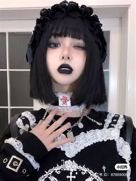 Goth Eye Makeup Japan Makeup Manga Poses Dark Wear Edgy Aesthetic