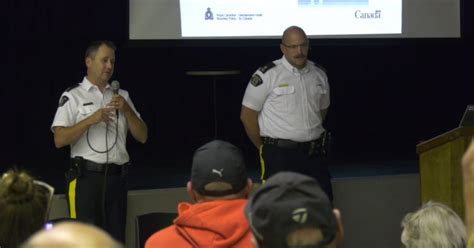 Wetaskiwin Residents Weigh In On Rising Crime At Rcmp Town Hall