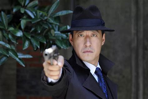 于震个人资料 于震老婆前妻身高图片 星爪时尚网