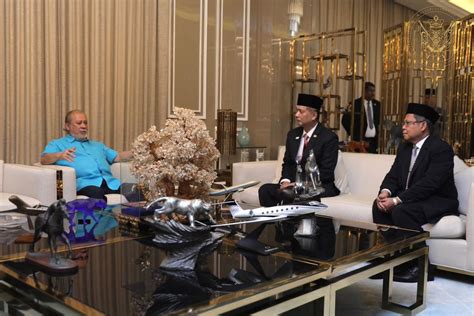 Kkmalaysia On Twitter Rt Dghisham Merafak Sembah Menjunjung