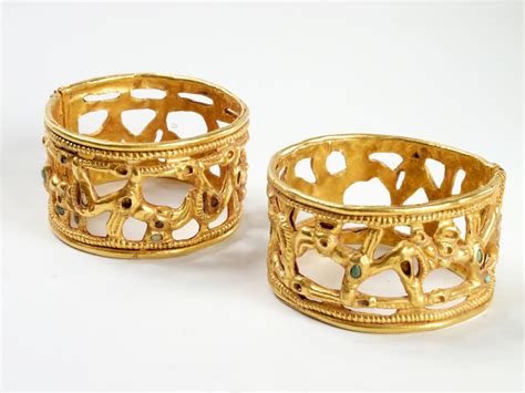 Realms Of Gold The Novel Treasures Of The Sarmatians Jewelry