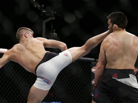 5 Spectacular Spinning Kick Knockouts In The Ufc