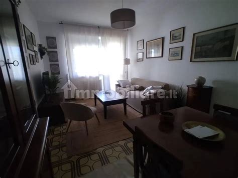 Vendita Appartamento Carrara Quadrilocale In Area Residenziale Marina