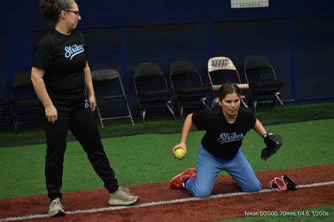 Classes Strikes Softball Club