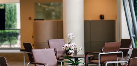 Temple Inn Suites