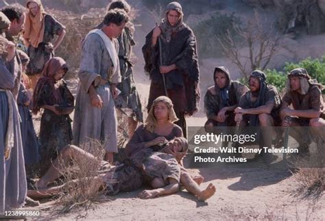 Martin Sheen Lance Kerwin Extras Appearing In The Abc Tv Movie The News Photo Getty Images