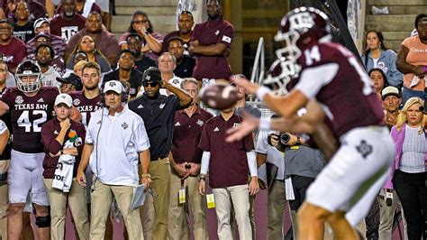 Max Johnson Texas Aandm Qb Out With Broken Bone In Hand Per Report Sports Illustrated