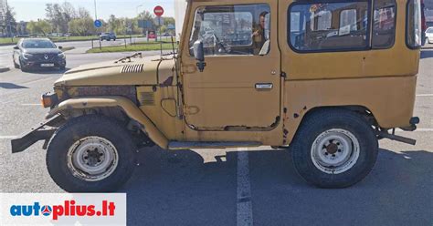 Toyota Land Cruiser 30 L Apvidus 1986 09 M A19899889