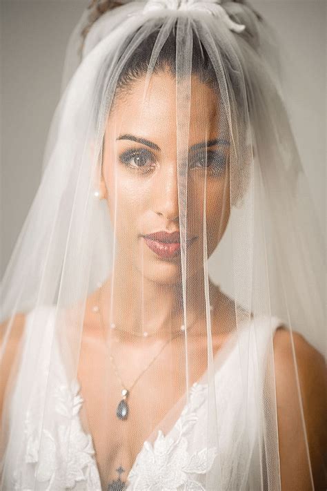 Bridal Style Eyes That Wow Mastering Wedding Day Eye Makeup Boho Wedding Blog