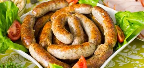 Домашня ковбаса в духовці як приготувати зі свинини та яловичини