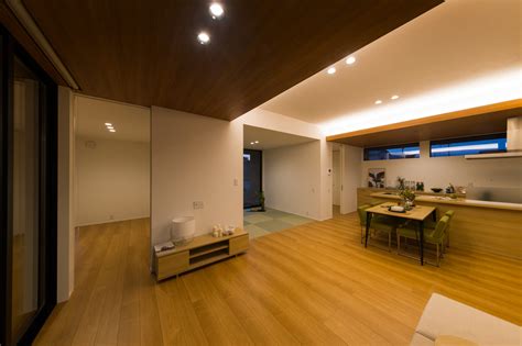 リビングの段差天井のあるこだわり住宅 江藤建築デザイン事務所 福岡・久留米市の新築注文住宅