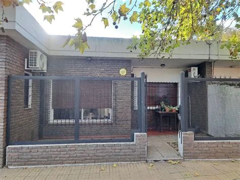 Casa Venta 3 Ambientes 70m2 1 Cochera General Frías 1800 Adrogue